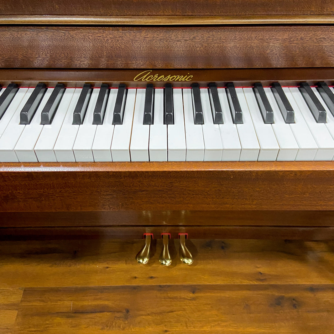 Spinet Pianos For Sale - Brigham Larson Pianos